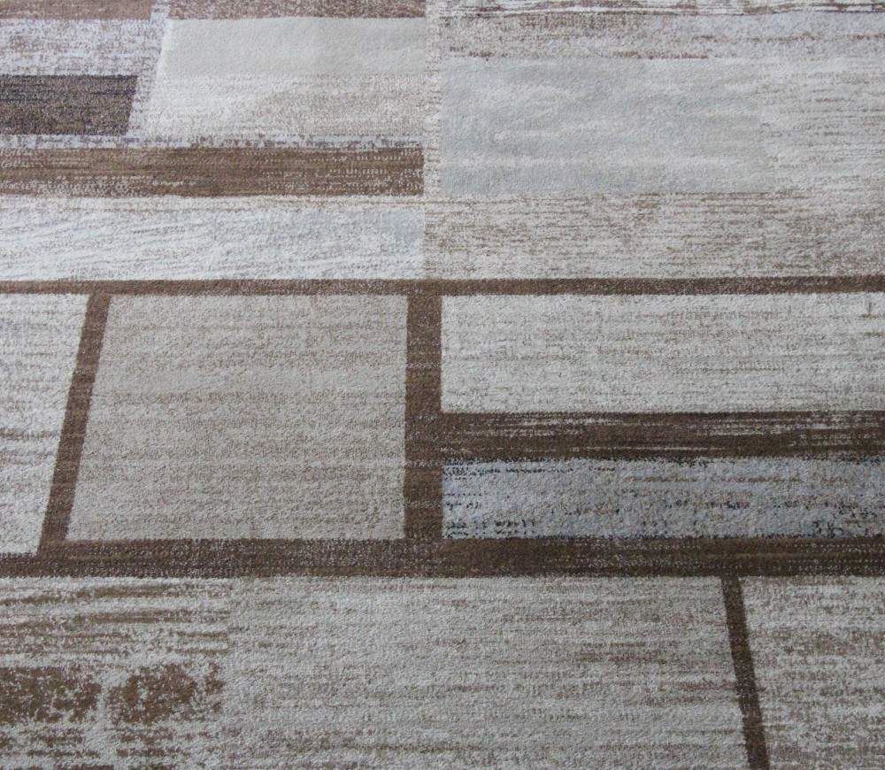 Versatile Neutral Brown Rug